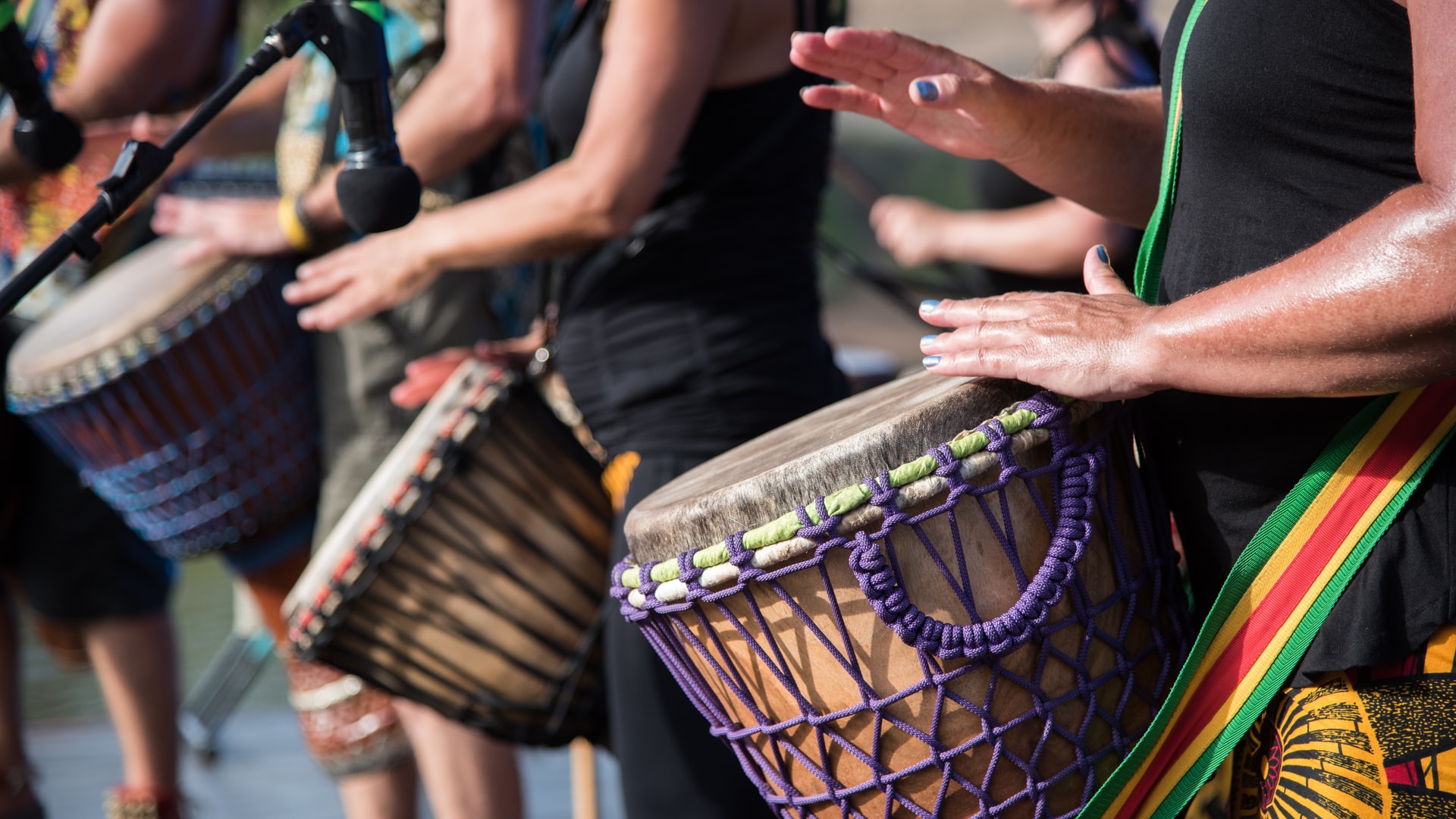 Tribal African Music - 10 Songs That Make You Feel Like You're In Africa